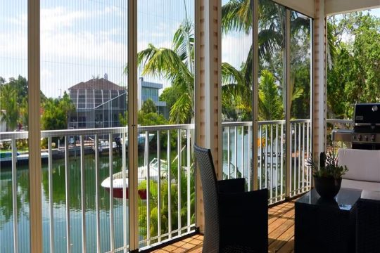 Retractable Screens | Pleated Screens | Door Screens | Folding Wall ...