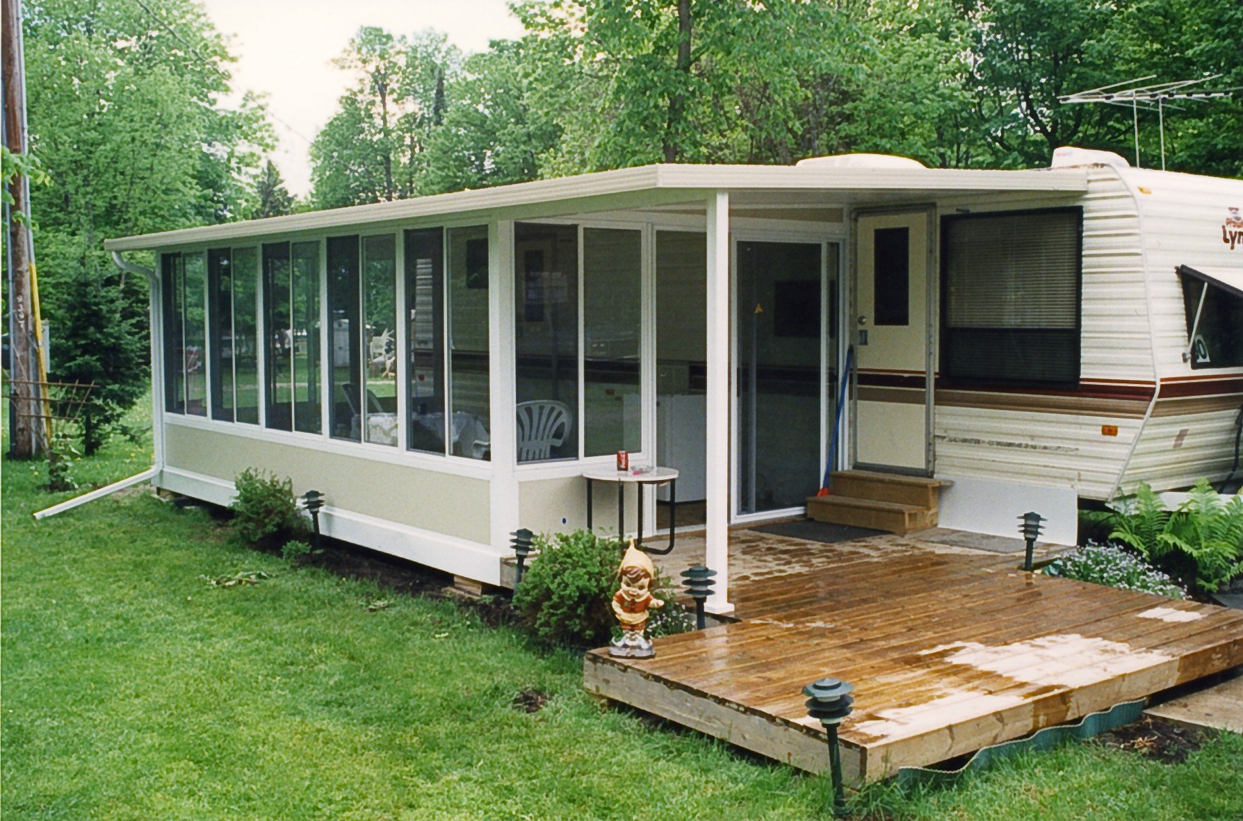 Adding a Sunroom to Your Mobile Home - Craft Bilt : Craft Bilt